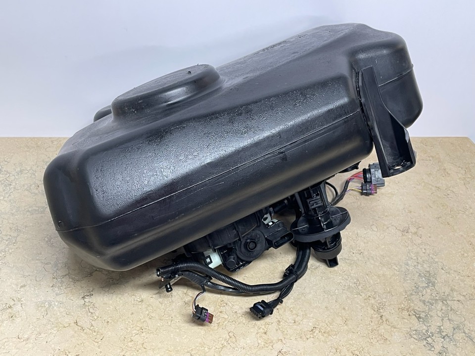 2012-2014 Volkswagen Passat TDI Diesel Exhaust Fluid DEF Tank w Pump ...