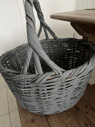 Vintage Painted Shopping Basket /Wicker Storage Future Project Retro ...