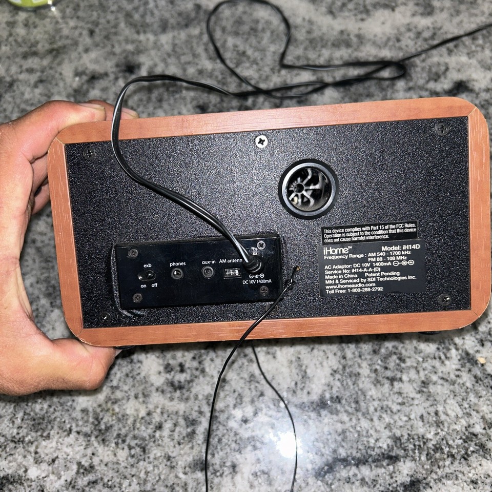 iHome Ipod Speaker Dock - Model iH14D Am/Fm Tested. Aux/Ipod Dock NOT ...
