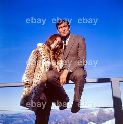 ON HER MAJESTY'S SECRET SERVICE BOND LAZENBY DIANA RIGG RARE 10X8 INCH ...