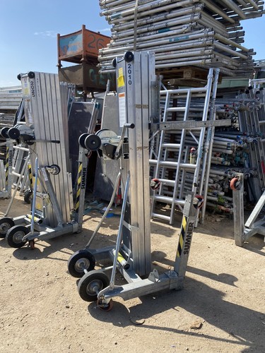 2018 455kg Sumner SL10 Material Lift (Genie Lift) supplied with LOLER ...