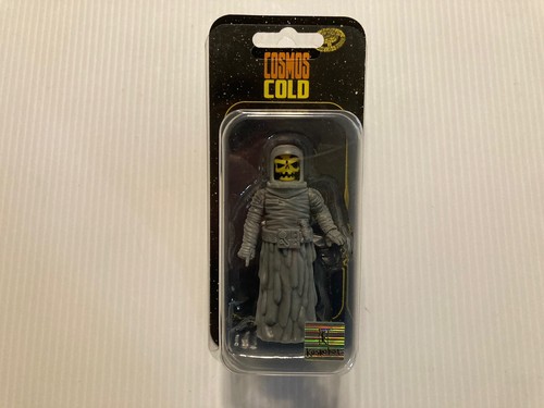 Kosrobot Cosmos Cold The Blaming One Gray Resin Art Figure Skeleton ...