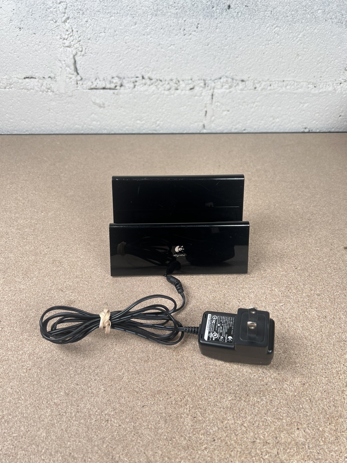 Logitech diNovo Edge Wireless Keyboard Charger Charging Dock Base L ...