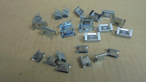 Triumph STAG ** Chrome Trim FIXING CLIPS ** Front or rear Chrome strip ...