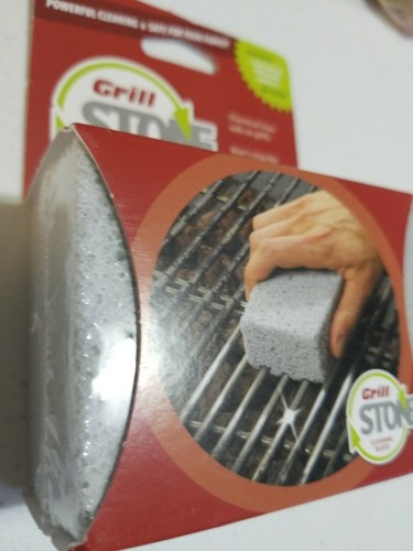 Earthstone GrillStone Cleaning Block for Charcoal Gas Grills Chemical ...