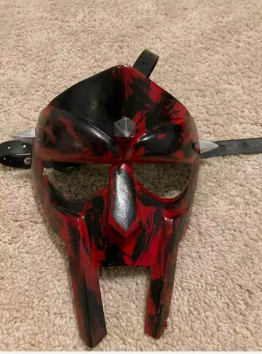 Halloween Gladiator Doom Mask Mad villain Steel Face Armor Antique Doom ...