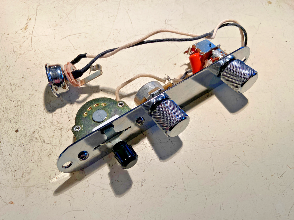 Fender Player Telecaster Tele Hardware Control Plate CTS Pots Output ...