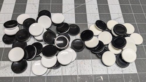 10 Othello Game Pieces Replacement Black & White Discs Chips - NEW ...