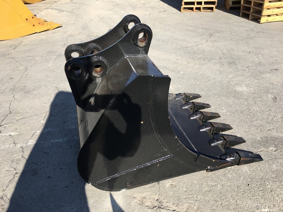 New 36" Heavy Duty Excavator Bucket for a Takeuchi TB290 | eBay