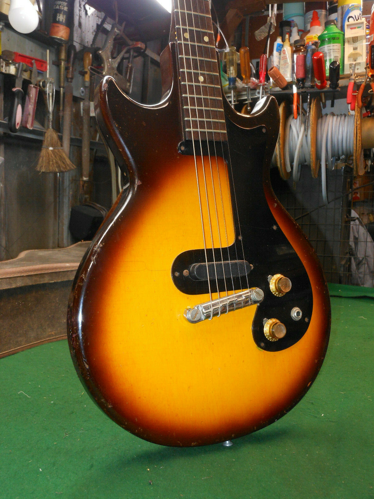 1961 Epiphone full line Guitar Catalog. Page 9: Epiphone Coronet and ...