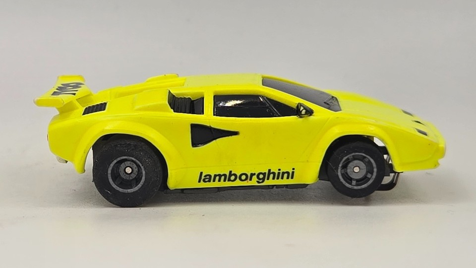 Tyco 440X2 Lamborghini Countach Fluorescent Neon Yellow HO Slot Car | eBay