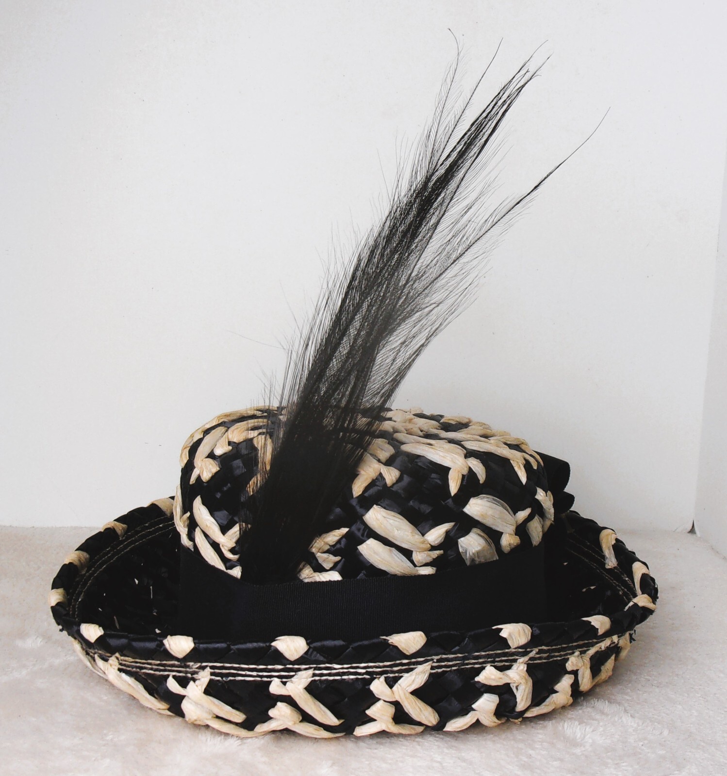 Vintage Kutz Hats Navy Blue & Off White Faux Straw Hat w Feathers | eBay