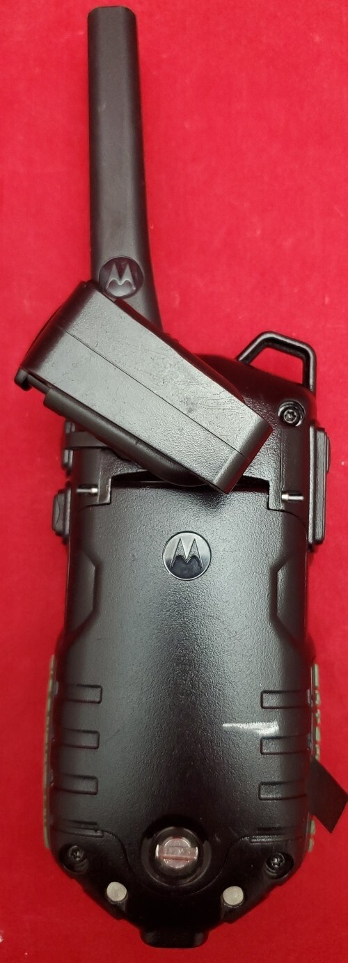 Motorola MS355R FRS Two Way Radio/ Walkie Talkie Set - 35 Mile Camo ...