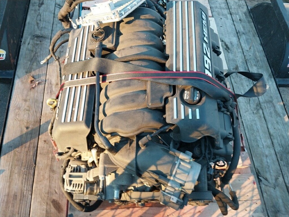 2015 Dodge Challenger 6.4L Scat Pack Engine, Transmission, And ECU Drop ...
