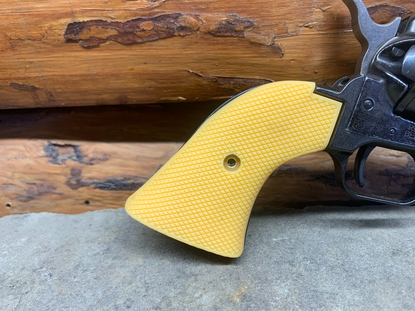 HERITAGE ARMS ROUGH RIDER GRIPS .22&.22MAG models Aged Ivory Color ...