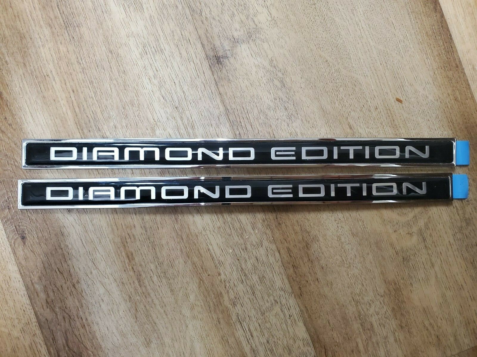 Set of 2 NOS Genuine GM GMC Jimmy Diamond Edition Nameplate Emblem 2000 ...