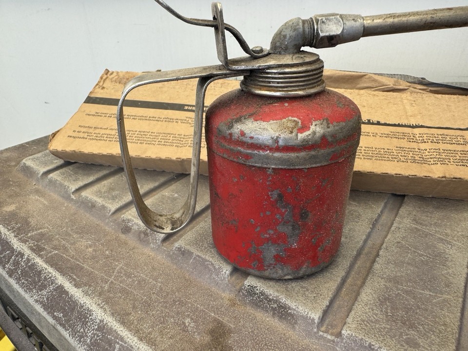 vintage oil can thumb oiler Red Made In USA | eBay