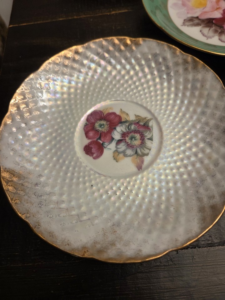 7 Shabby Granny Cottage Mismatched Vintage Plates Gallery Wall ...