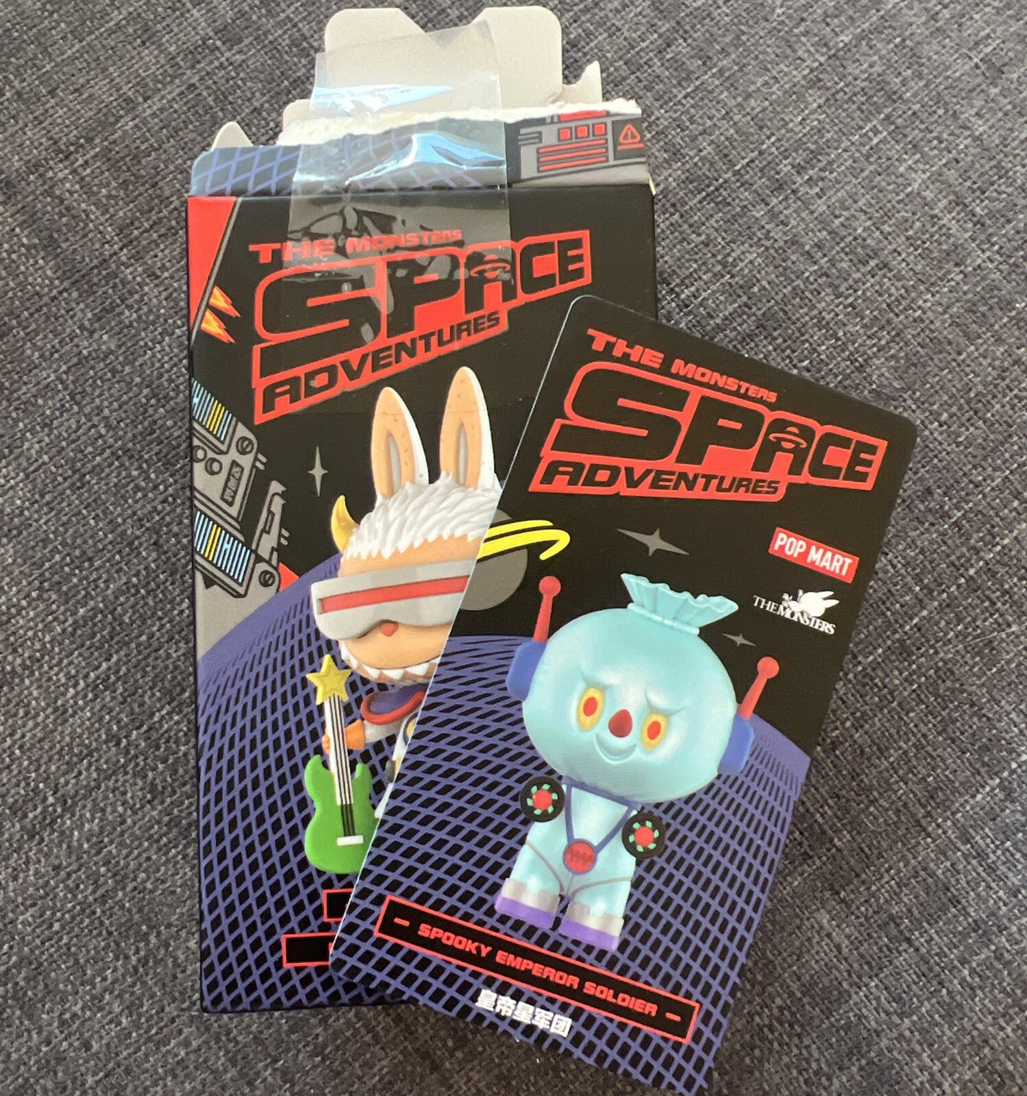 Popmart Labubu The Monsters Space Adventures - Spooky Emperor Soldier ...