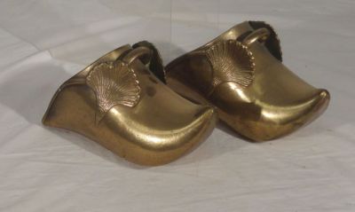 Antique Early Spanish Colonial Bronze Brass Conquistador Stirrup Boots ...