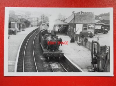 PHOTO LAUNCESTON RAILWAY STATION GWR LOCO 4590 | eBay UK