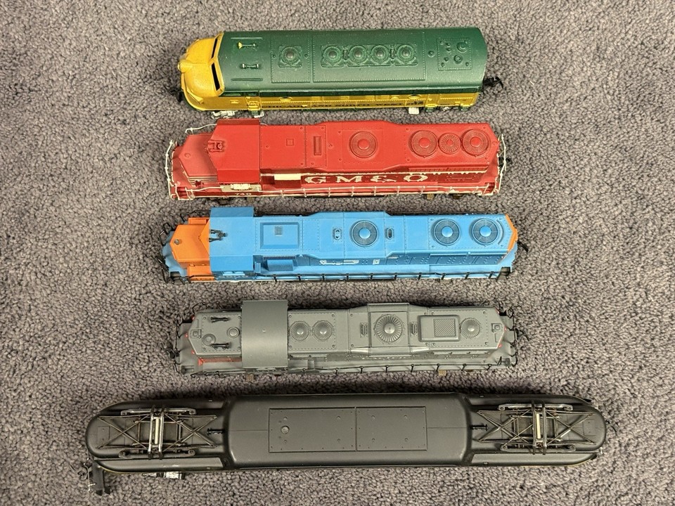 Lot of 5 HO Train Engines Pennsylvania GT GM & O Southern Pacific ...