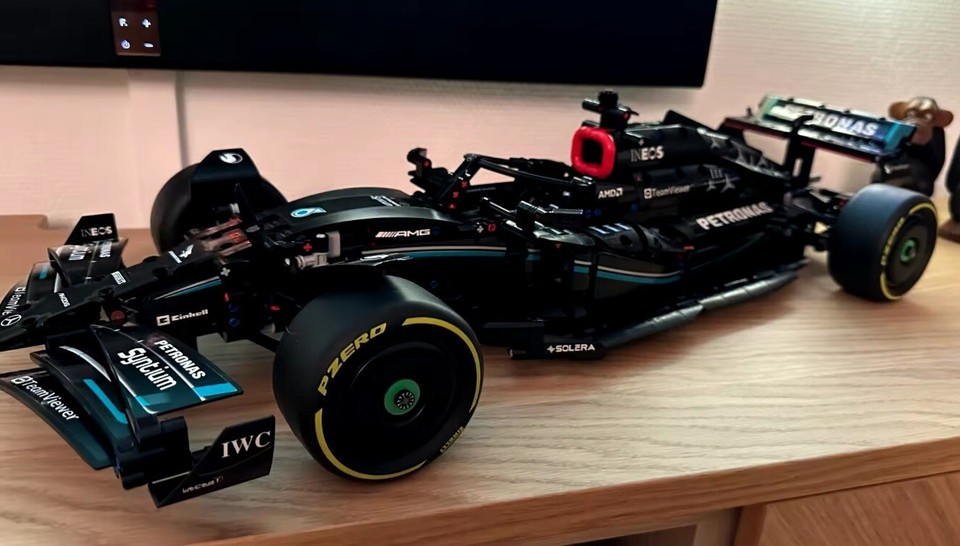 Full Set 4 x Rubber Printed Pirelli Tyres LEGO 42171 Mercedes W14 F1 ...