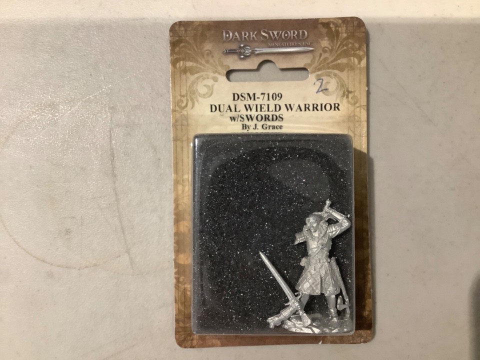 DARKSWORD MINIATURES FIGURES NEW IN PACKS HEROIC 28MM SCALE DSM6508 TO ...