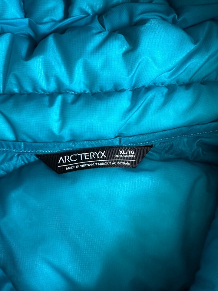 Arc'teryx Cerium Down Hoodie Jacket Men's XL (Color: Blue Tetra/Pytheas ...