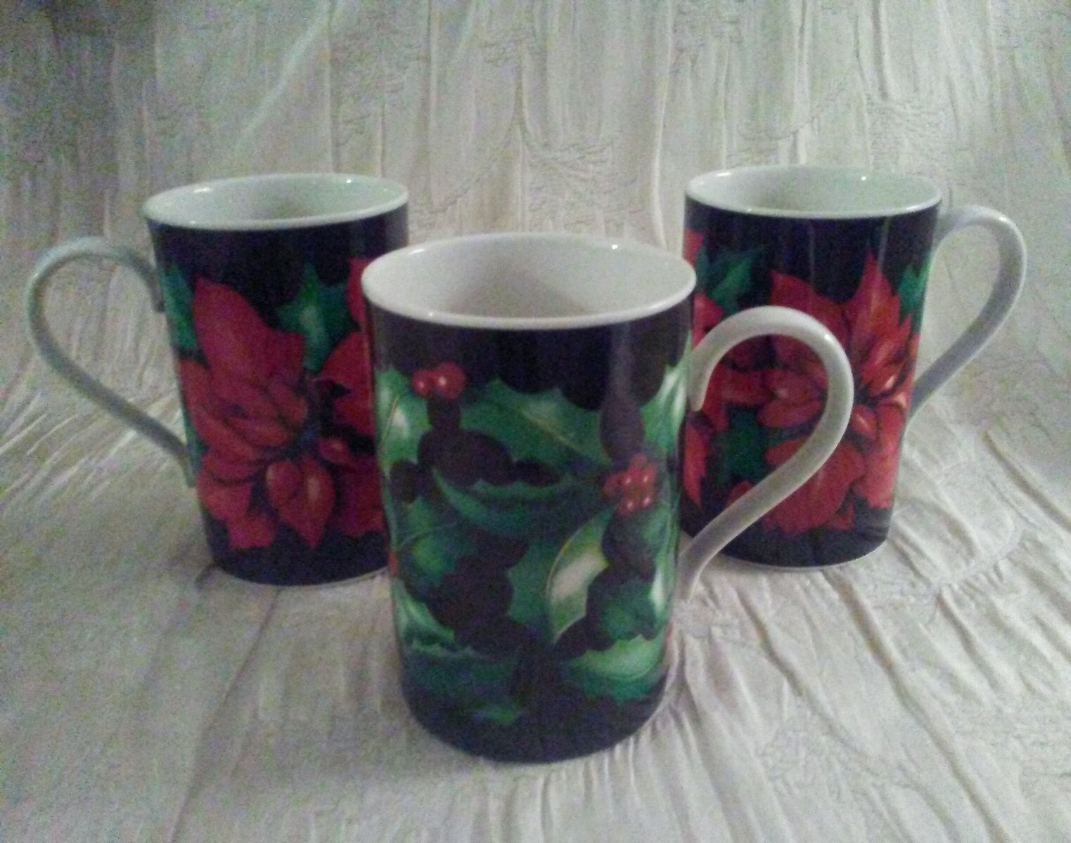 Dunoon Christmas Mugs HOLLY & POINSETTIA Set of 3 - Caroline Bessey | eBay