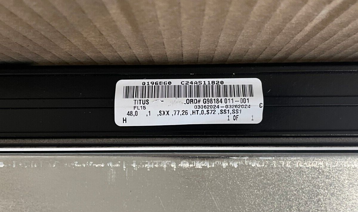 48" Plenum Box with Linear Flowbar Diffuser Premium Insulated Titus ...