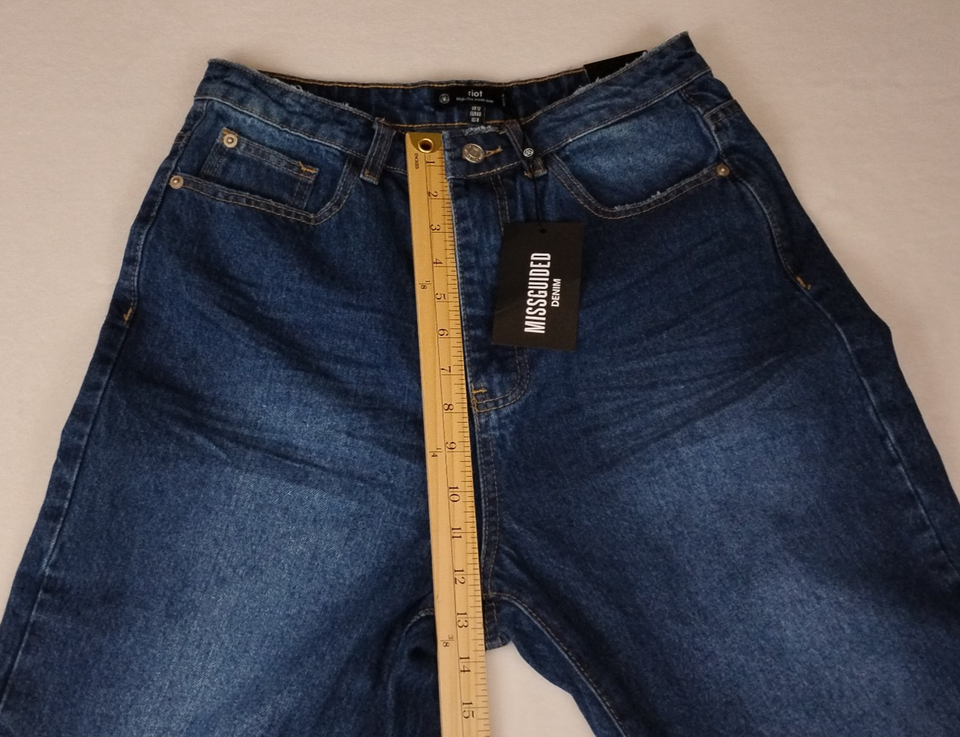 NWT Missguided High Rise Mom Jeans Womens Size 8 Blue Riot Med Wash ...