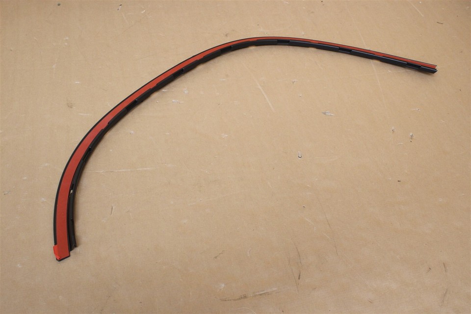 A1668846722_DIF2 Wheel Arch Trim New genuine Mercedes-Benz part (see ...