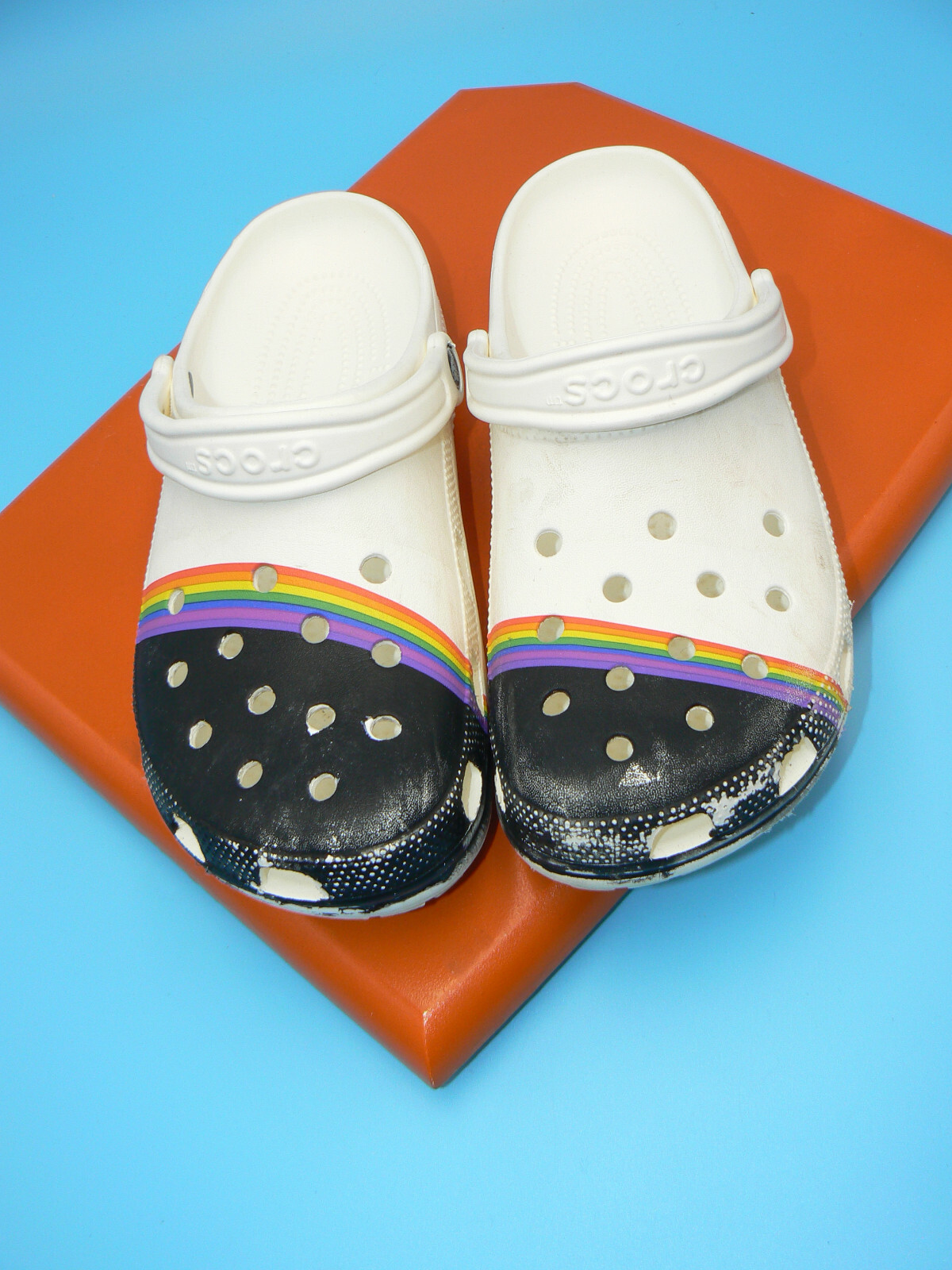 New Crocs Classic Rainbow Pride Clog White Black Toe 205971-94S Size 11 ...