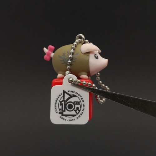 Rare Uniqulo Monster Hunter POOGIE PIG Brown Costume 1.5" Mini Figure ...