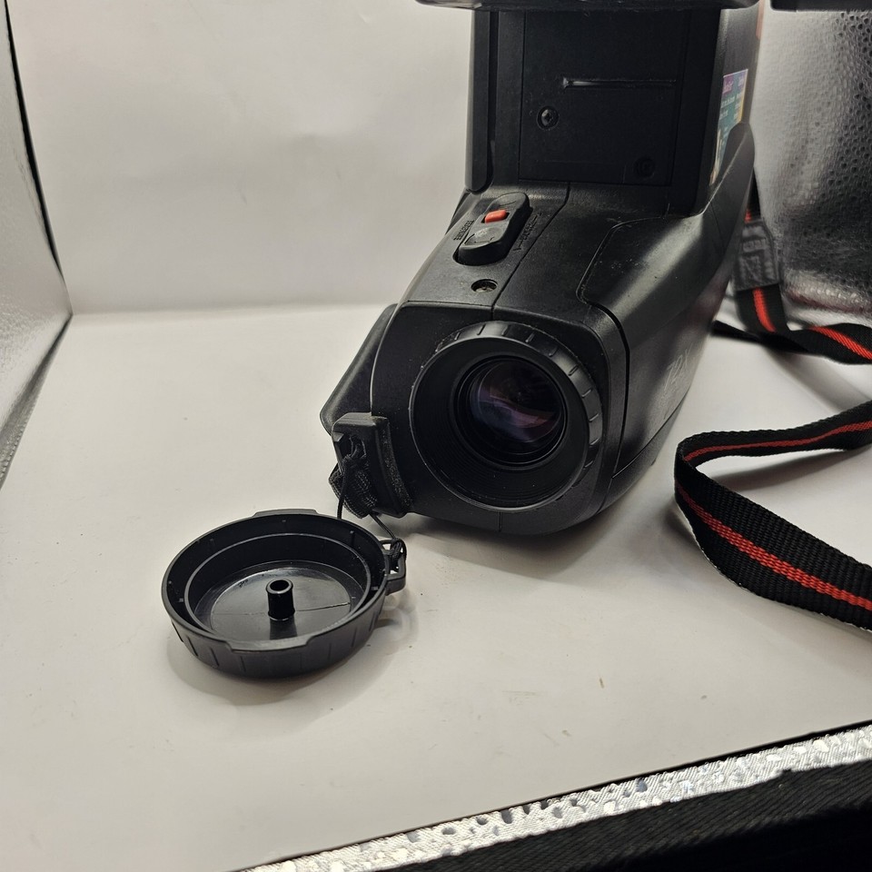 RCA CC4252 Autoshot Camcorder VHS Camera Recorder 72x Zoom - Untested ...