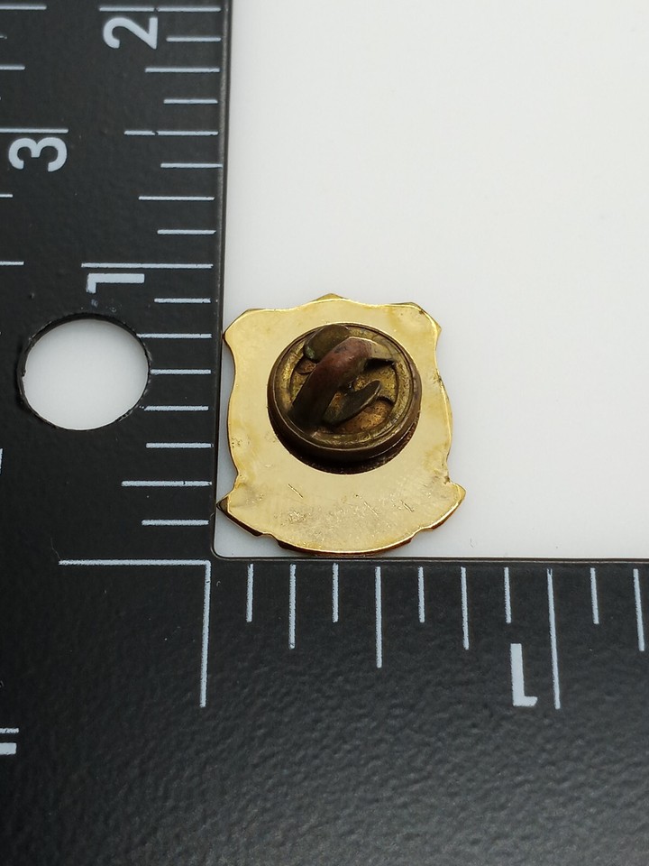 USN USS Guitarro SSN-665 Lapel Pin | eBay