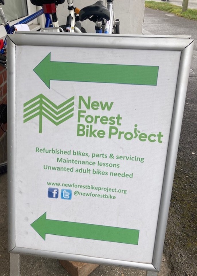 Retro Dawes Kickback hybrid bike, 16" Reynolds frame, 21 speed LX, 26 ...