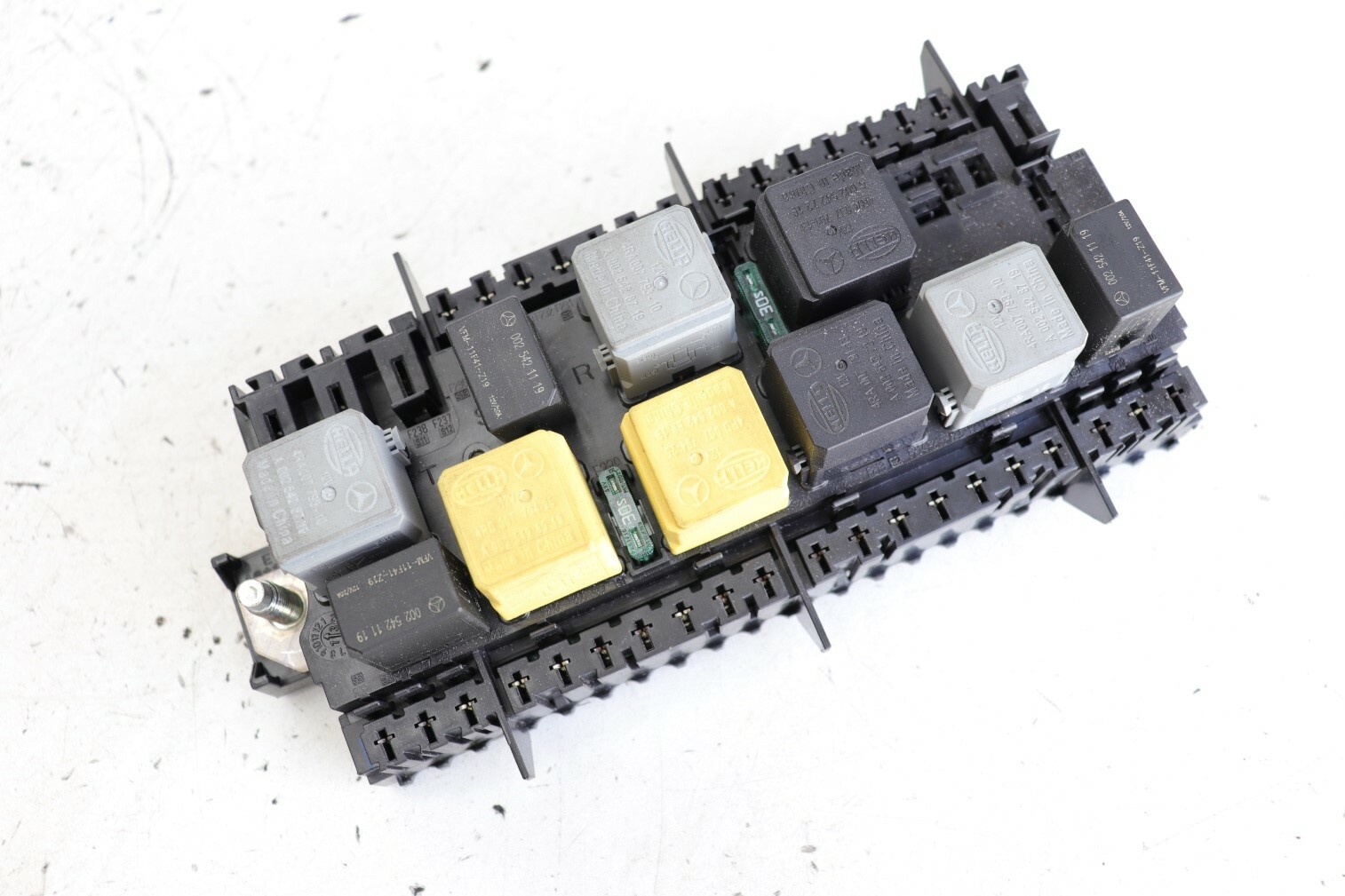 Mercedes Benz ML63 AMG W166 2013 Fuse Relay Junction Block A1669063801 ...