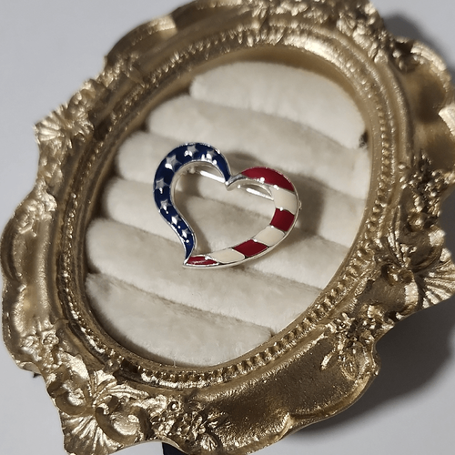 Avon Open Heart USA Patriotic Independence Day Flag Vintage Brooch Pin ...