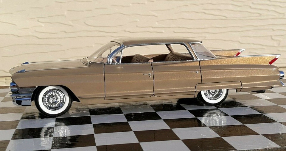 1961 Cadillac series 62 Flat Top 1:25 Scale Resin model kit. Decko Car ...