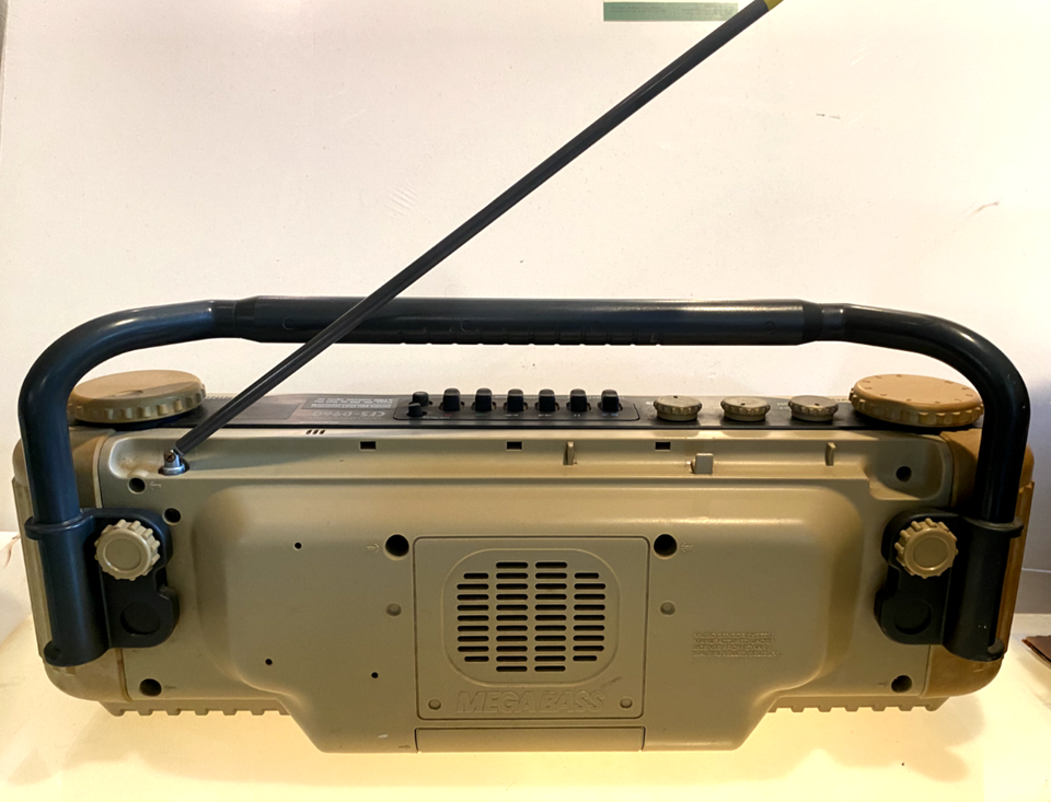 Sony CFS-D960 Outback Mega Bass Boombox, Portable AM/FM Radio, Cassette ...