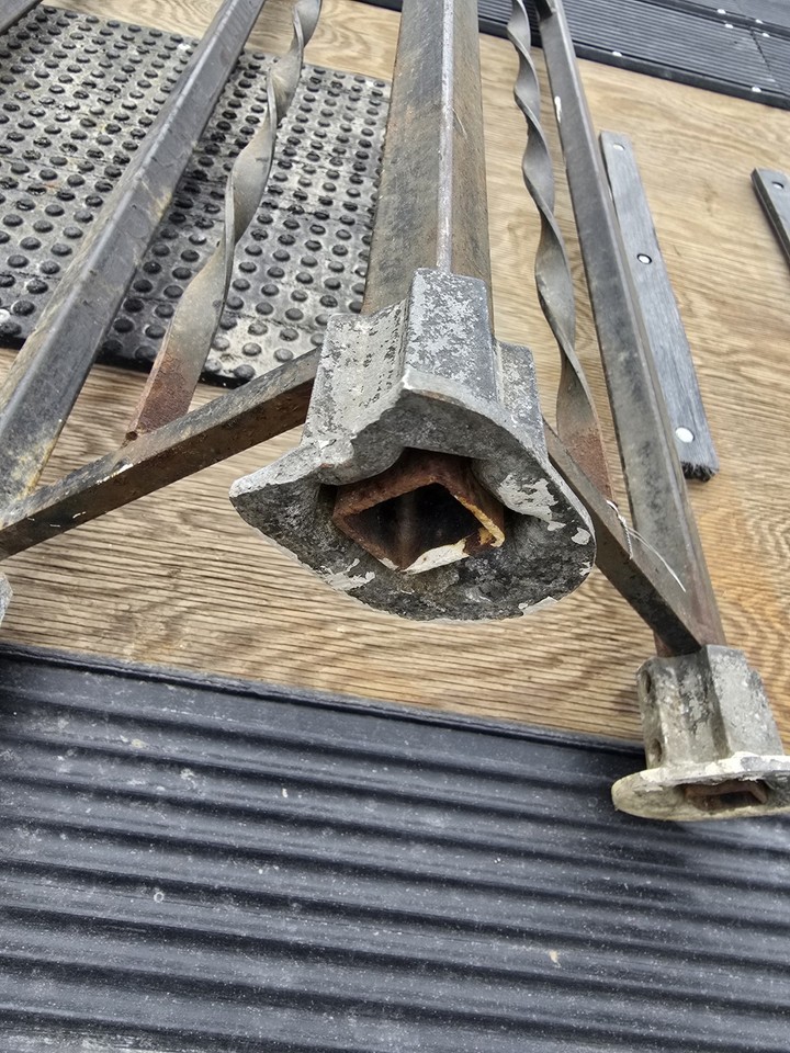 2pc 82"H Vintage Antique Old Steel Wrought Iron Metal Porch Posts ...