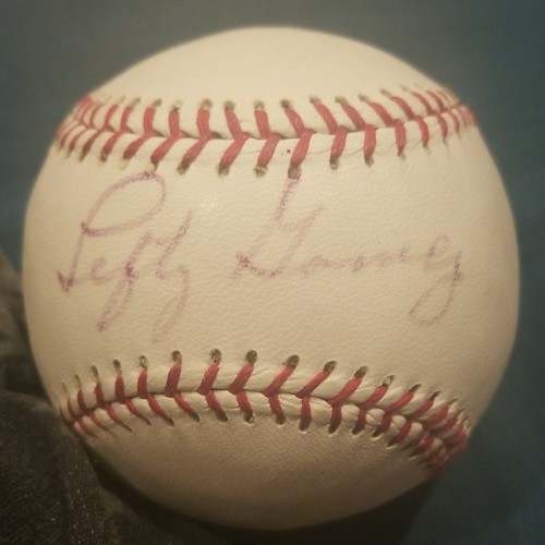 Lefty gomez signed baseball autographed ball auto signature autograph ...