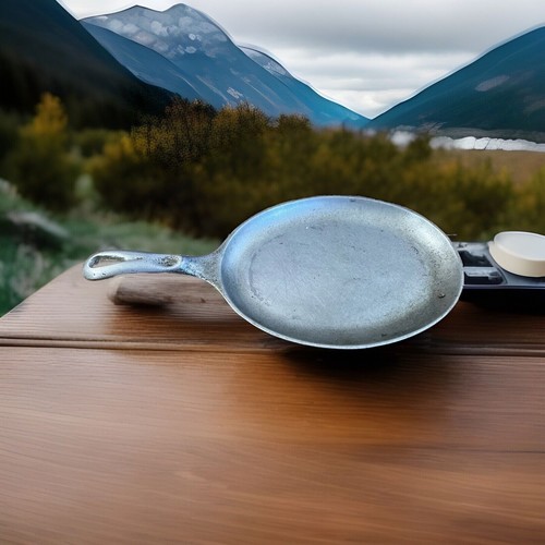 Vintage Oval Wilton Columbia Cast Iron 9.5” | eBay