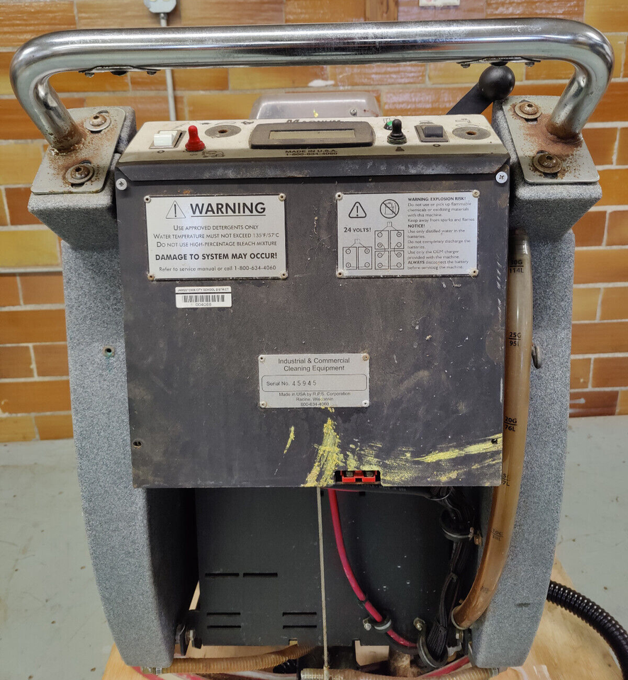 TOMCAT MAGNUM, Floor Scrubber, Industrial & Commercial Cleaning ...