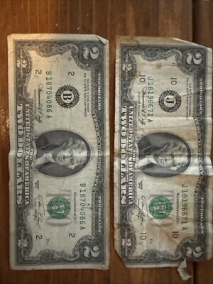 (2) 1976 $2 Dollar Bills Serial Numbers Start With 1 Very Rare | eBay