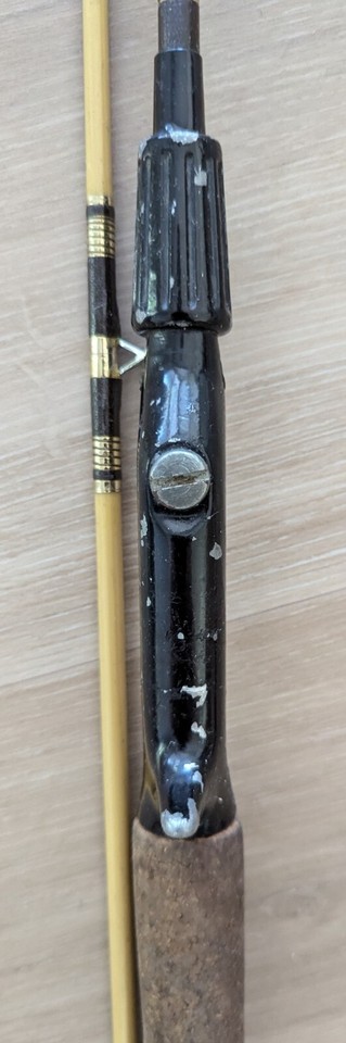 Vintage Royal Javelin 2 Piece 67" Spin Cast Fishing Rod | eBay