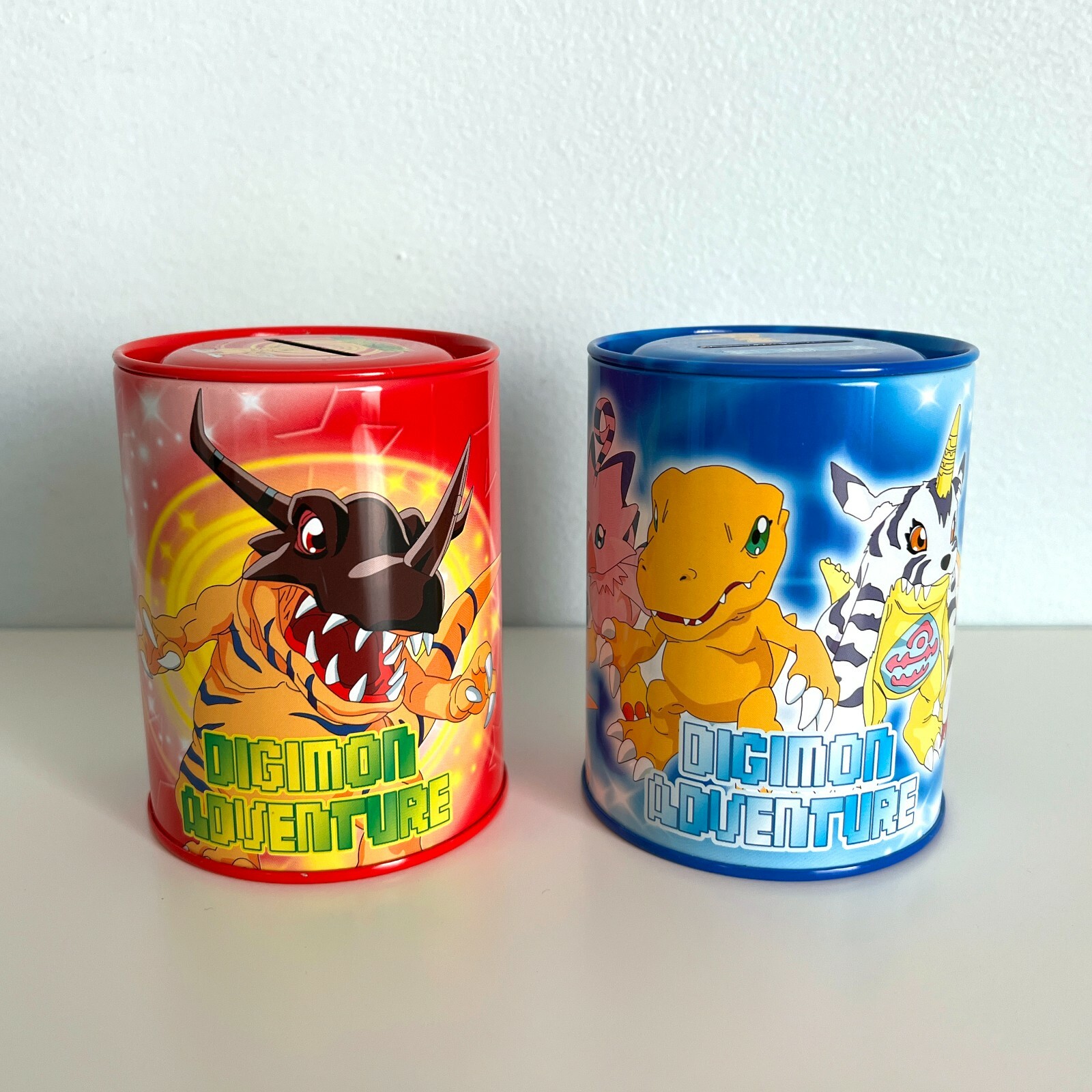 VINTAGE DIGIMON Adventure – 4" COIN BANK / PIGGY BANK Tin Red & Blue ...