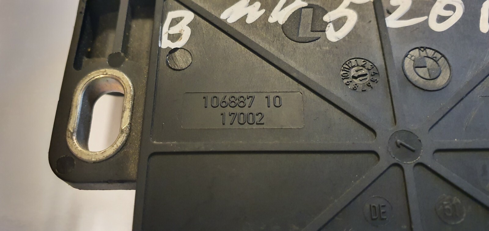 V2 BMW f10 5er f11 f07 f01 f02 x6 e72 x5 f15 B Distributor Front ...